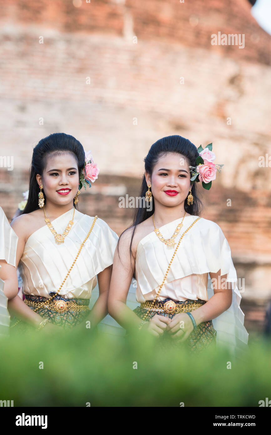 traditional dresst thai people at the Loy Krathong Festival in the ...