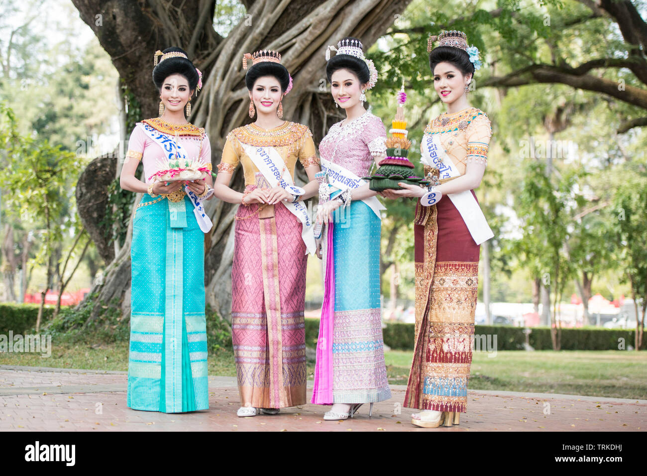 traditional dresst thai people at the Loy Krathong Festival in the ...