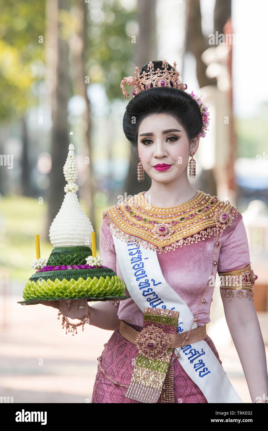 traditional dresst thai people at the Loy Krathong Festival in the ...