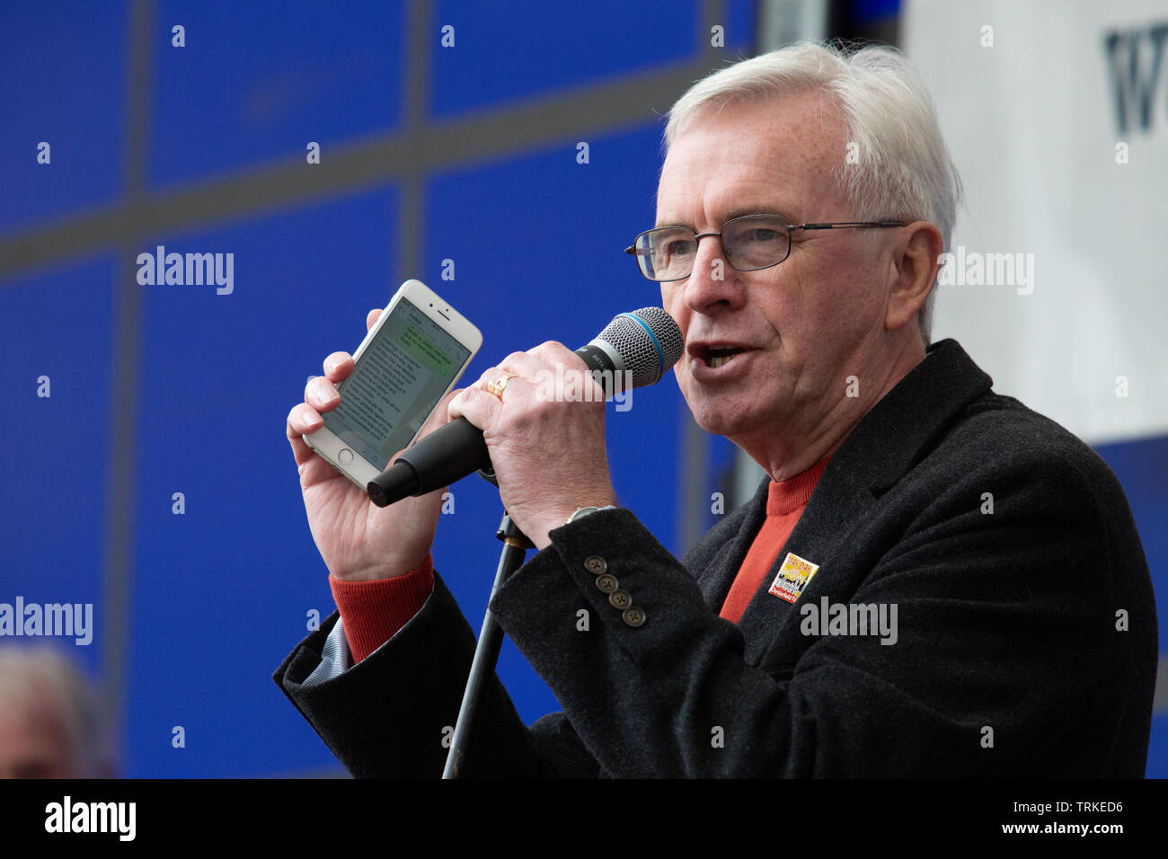 Toby Perkins MP speaking at Chesterfield May Day 2019 Stock Photo - Alamy
