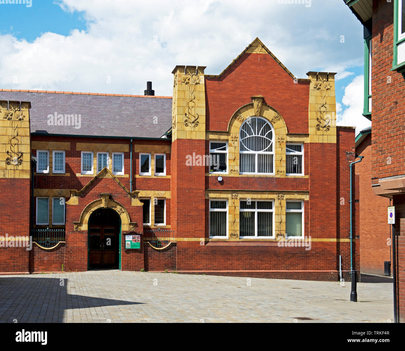 Pontefract west riding of yorkshire hi-res stock photography and images ...
