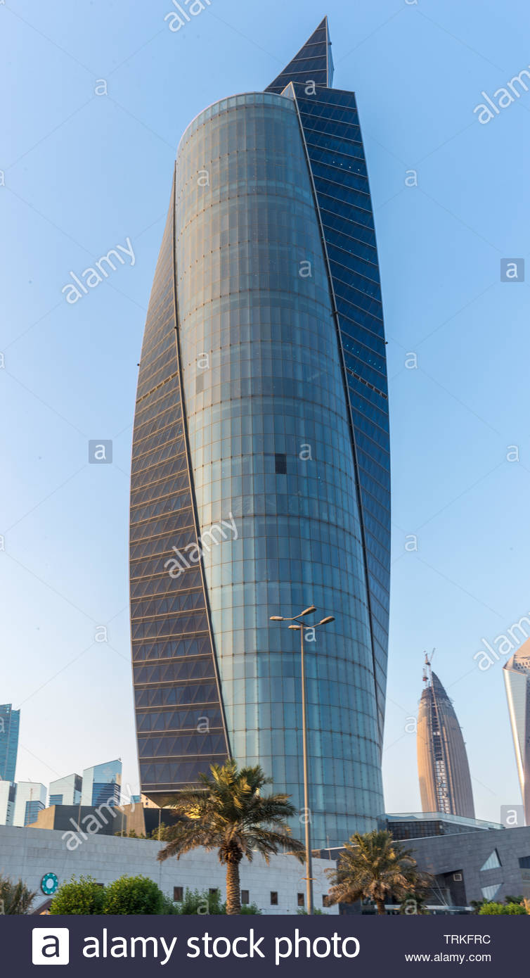 Kuwait Tallest Building High Resolution Stock Photography and Images ...