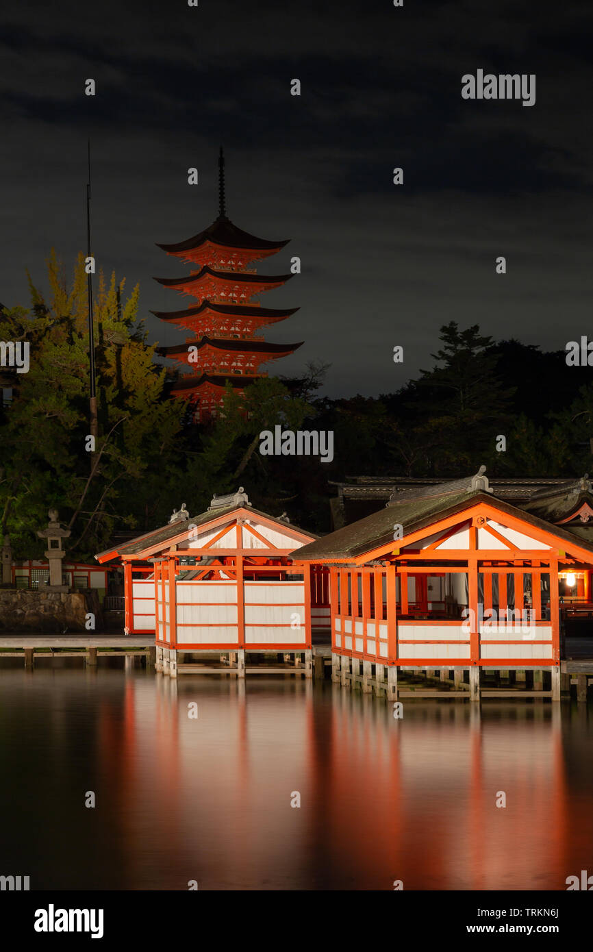 The five story pagoda hi-res stock photography and images - Alamy