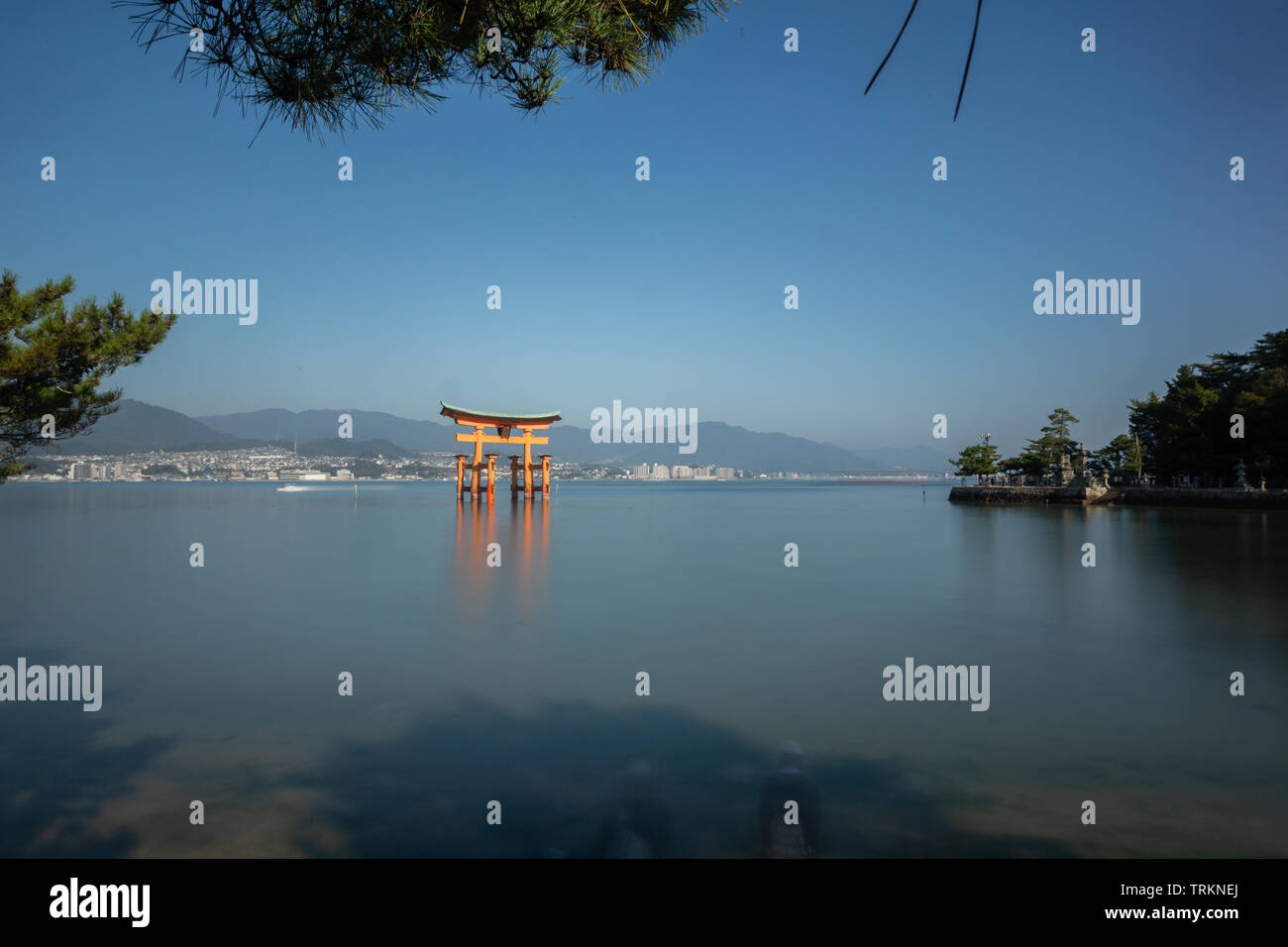 Miyajima shrine floating torii hi-res stock photography and images - Alamy