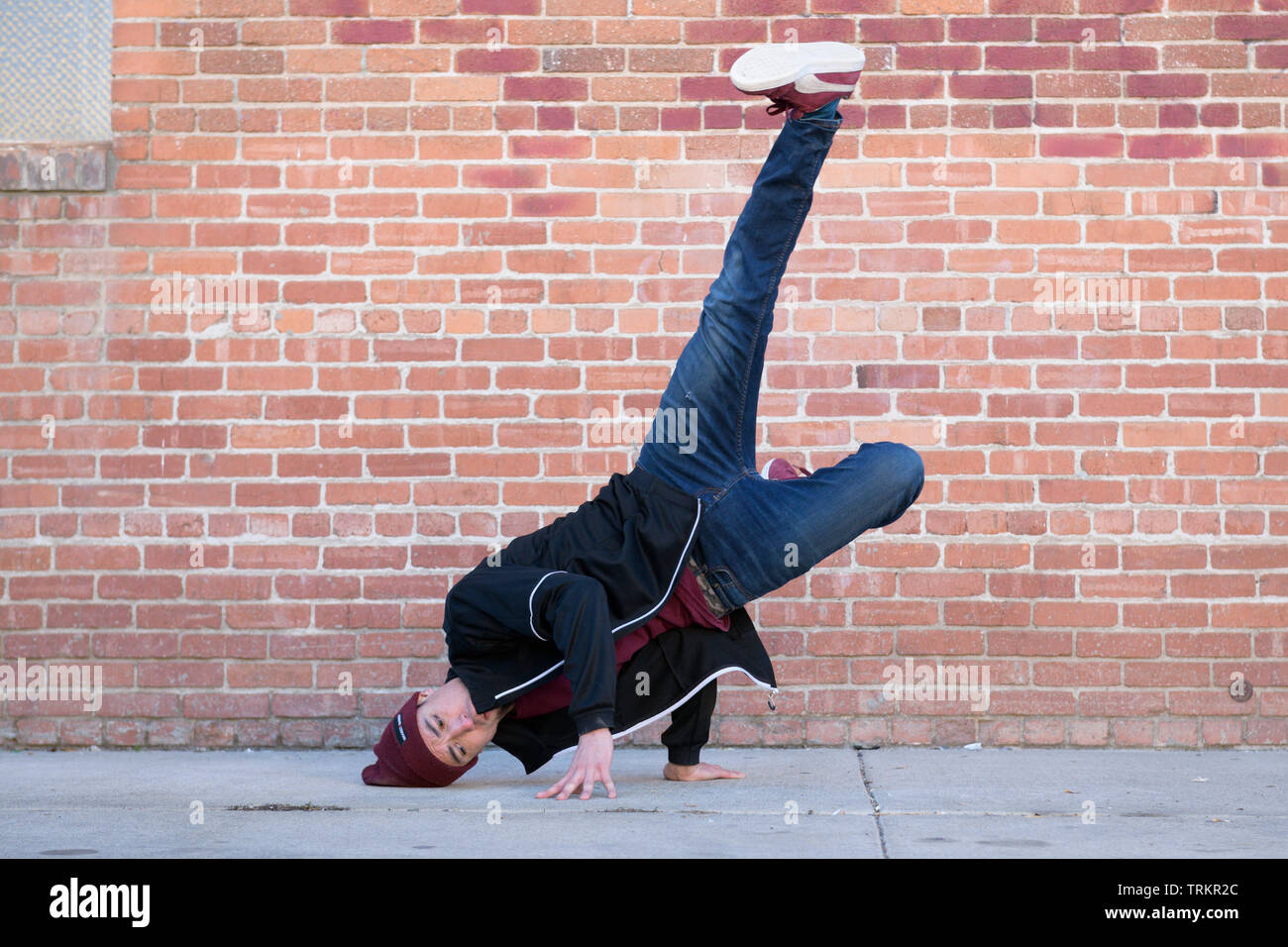 Break Dancing High Resolution Stock Photography and Images - Alamy