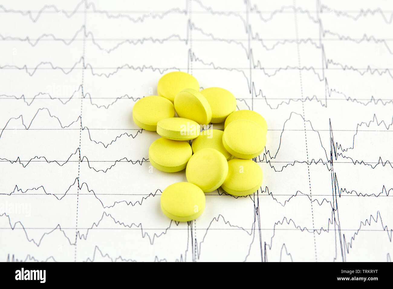 Ekg wave hi-res stock photography and images - Alamy