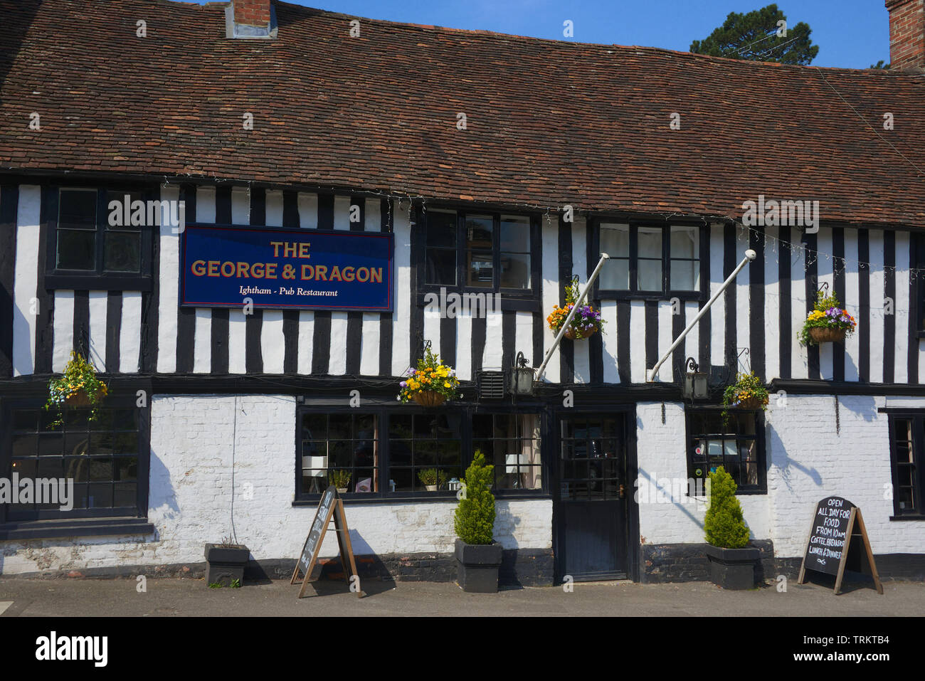 Ightham village hi-res stock photography and images - Alamy