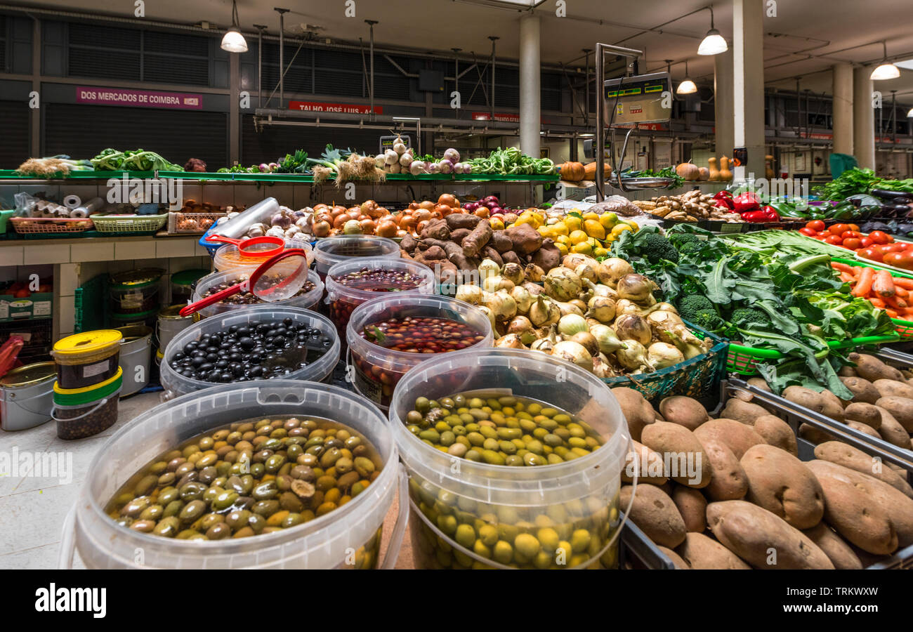 What to buy in portugal hi-res stock photography and images - Alamy