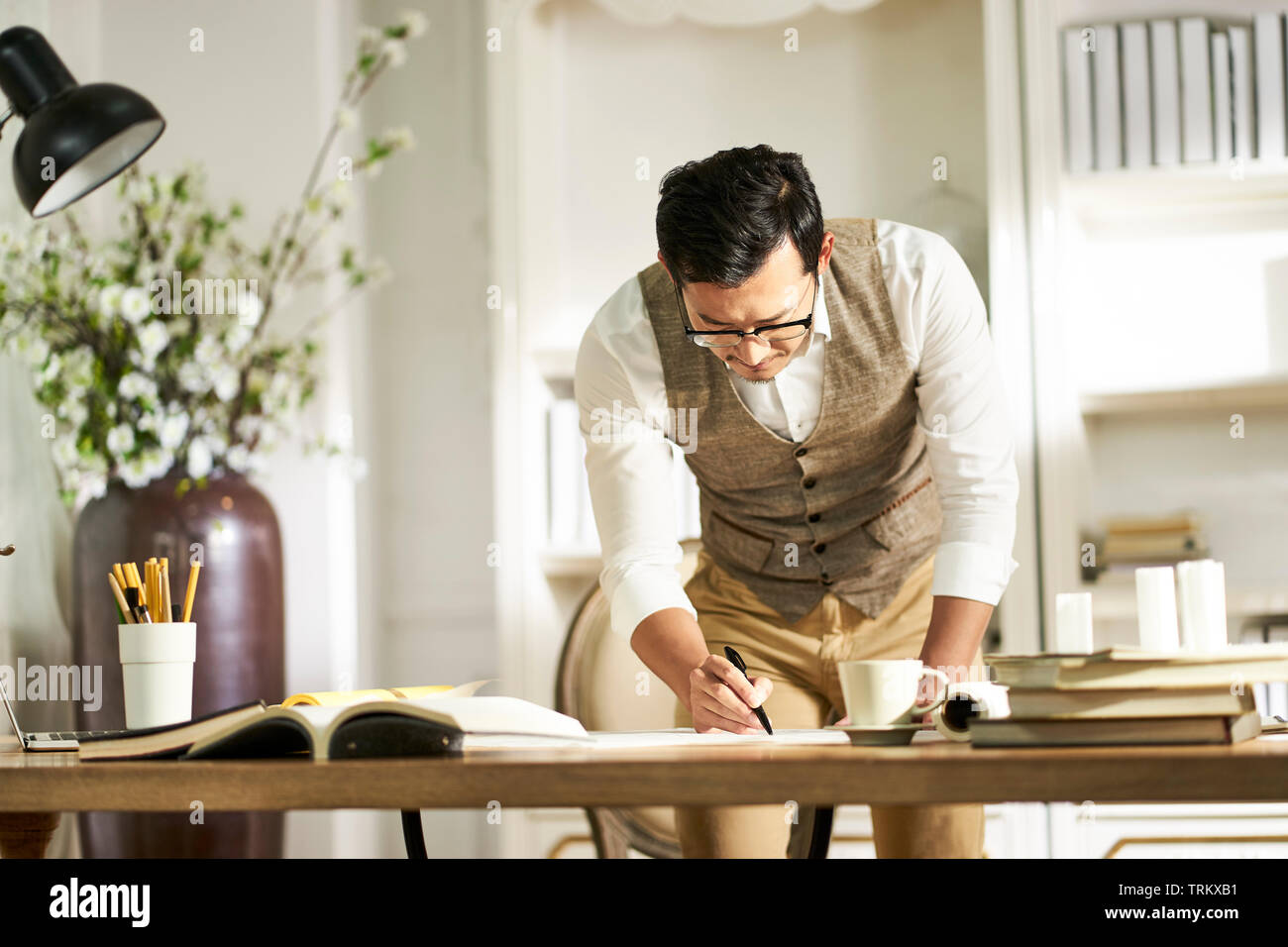 Chinese architectural design hi-res stock photography and images - Alamy