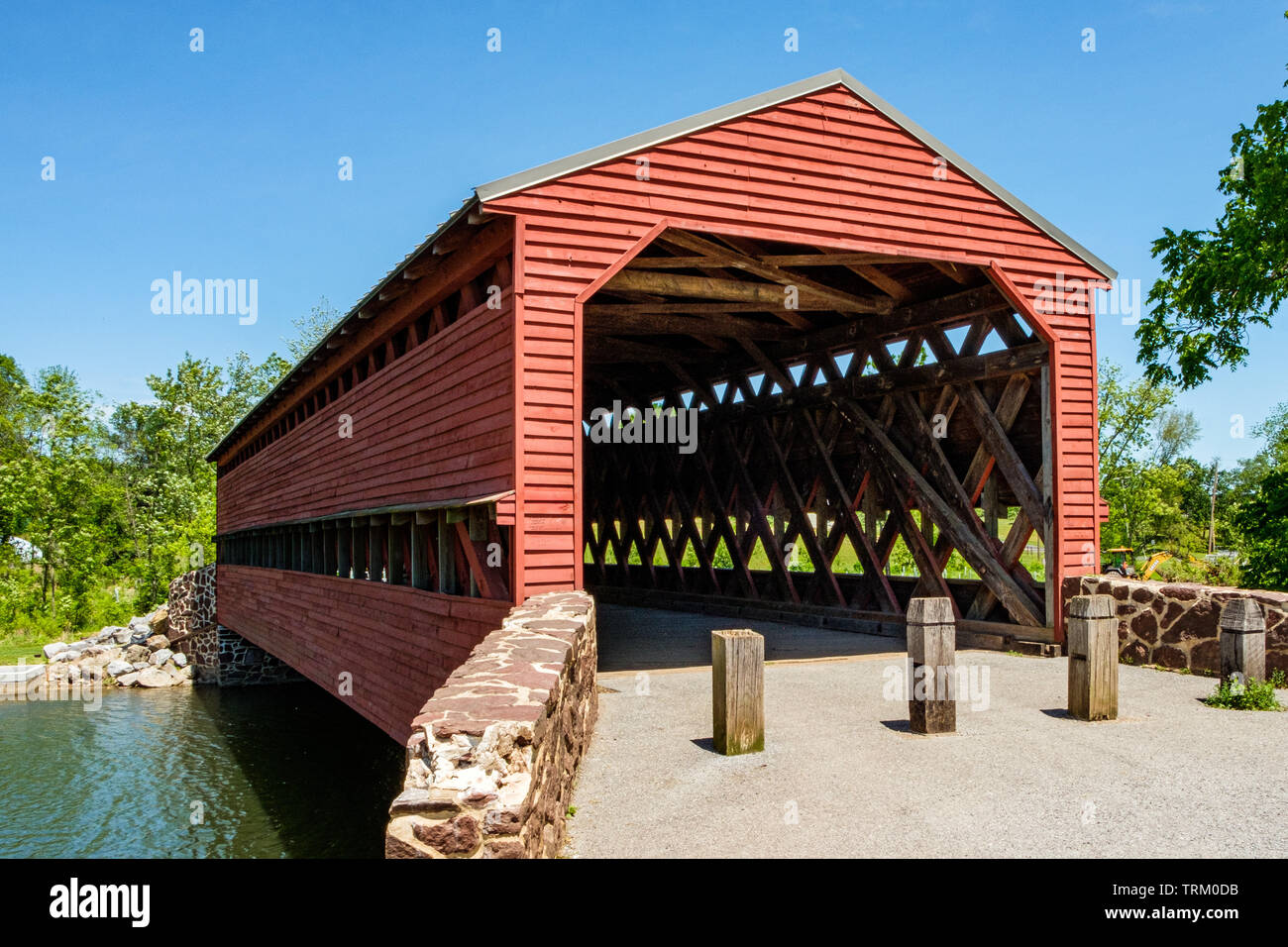 Saucks Covered Bridge, Waterworks Road, between Cumberland and Freedom ...