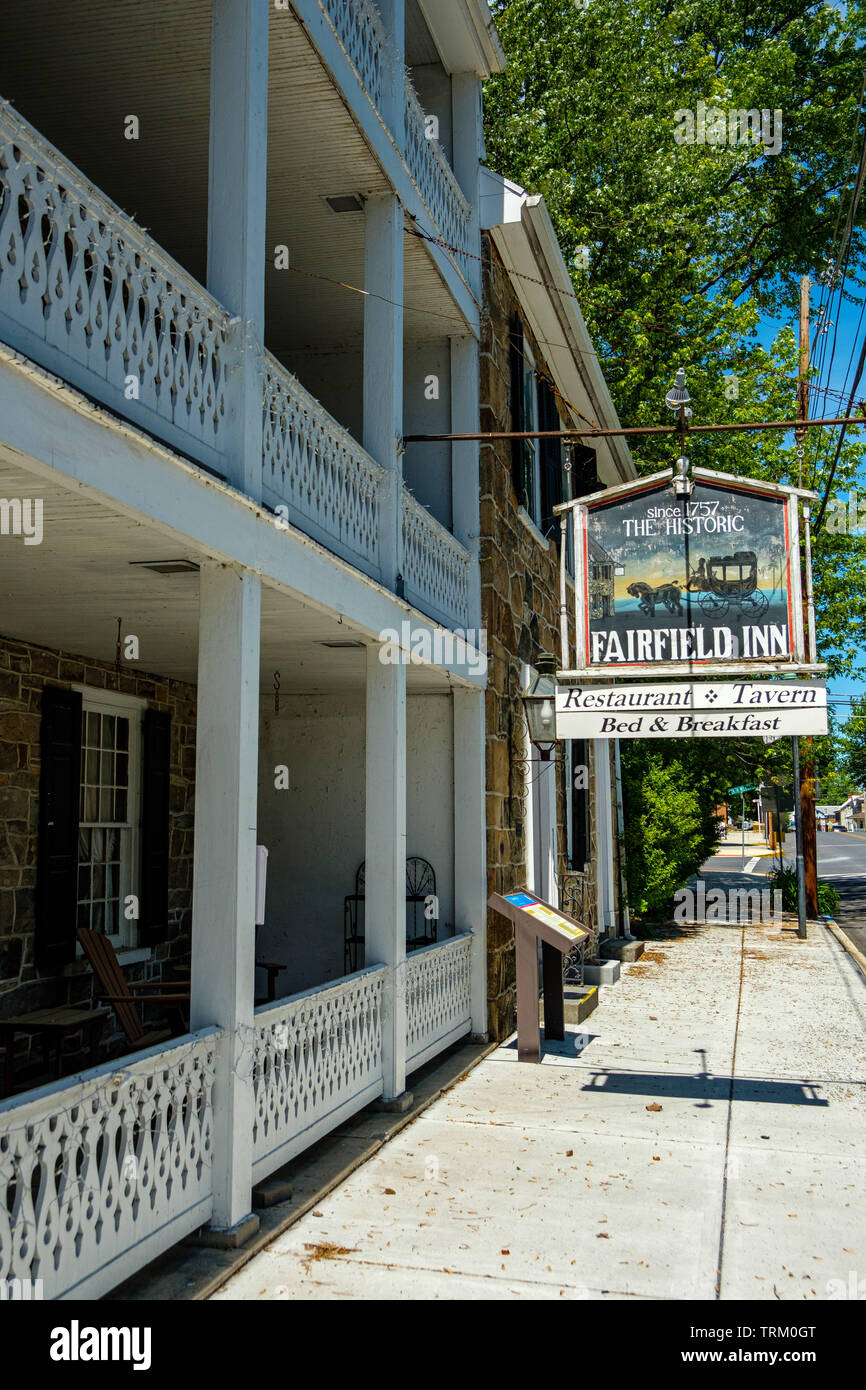 Fairfield county architecture hi-res stock photography and images - Alamy