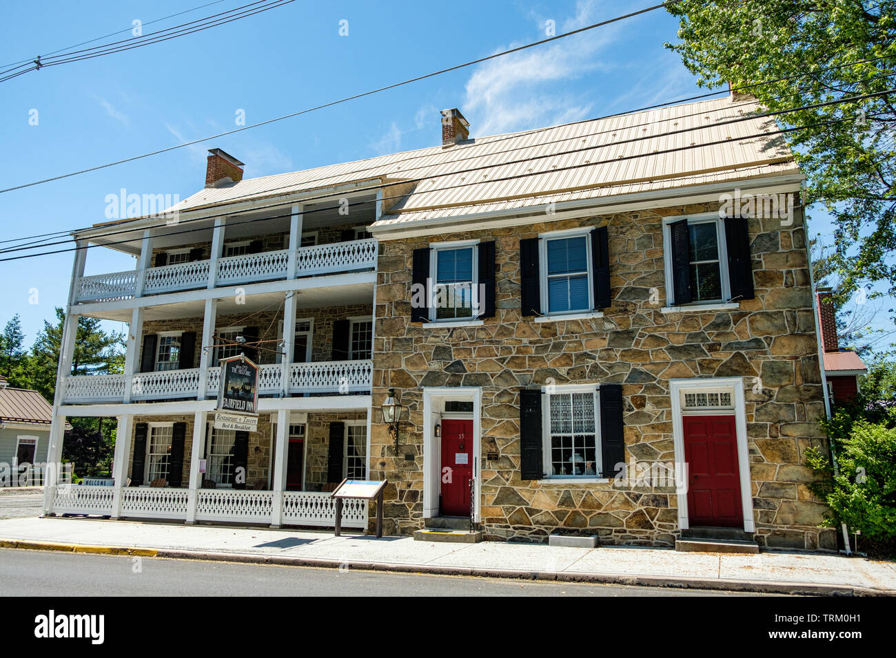 Pennsylvania fieldstone colonial house hi-res stock photography and ...