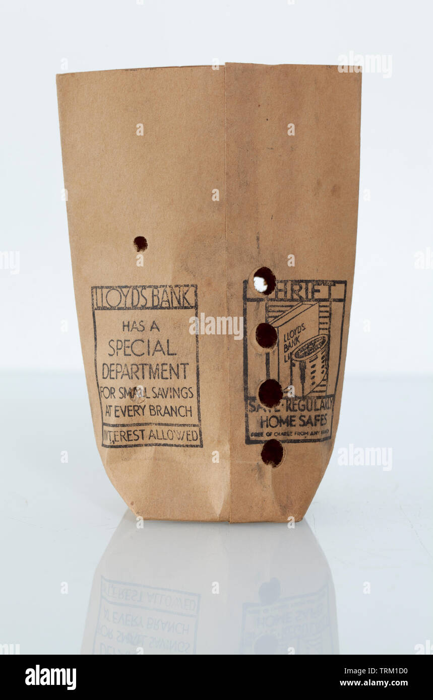 Vintage Lloyds Bank Coin Money Envelopes Stock Photo - Alamy