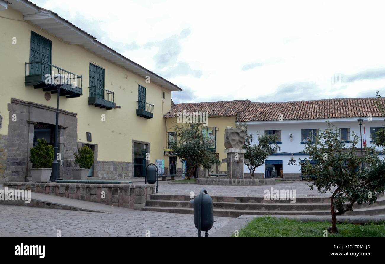 Peru,Cusco.Central area of Cusco, houses and roads Stock Photo - Alamy