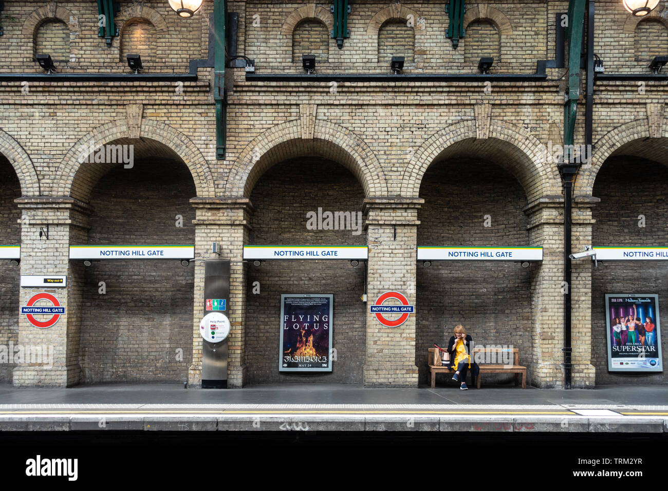 Notting hill gate station hi-res stock photography and images - Alamy