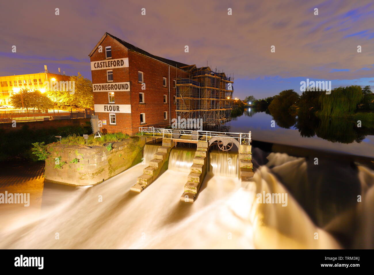 Queens mill exterior hi-res stock photography and images - Alamy