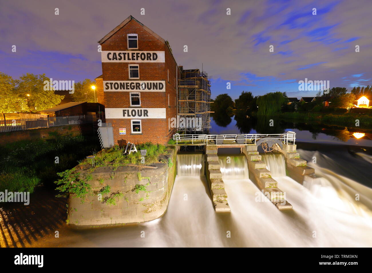 Queens mill exterior hi-res stock photography and images - Alamy