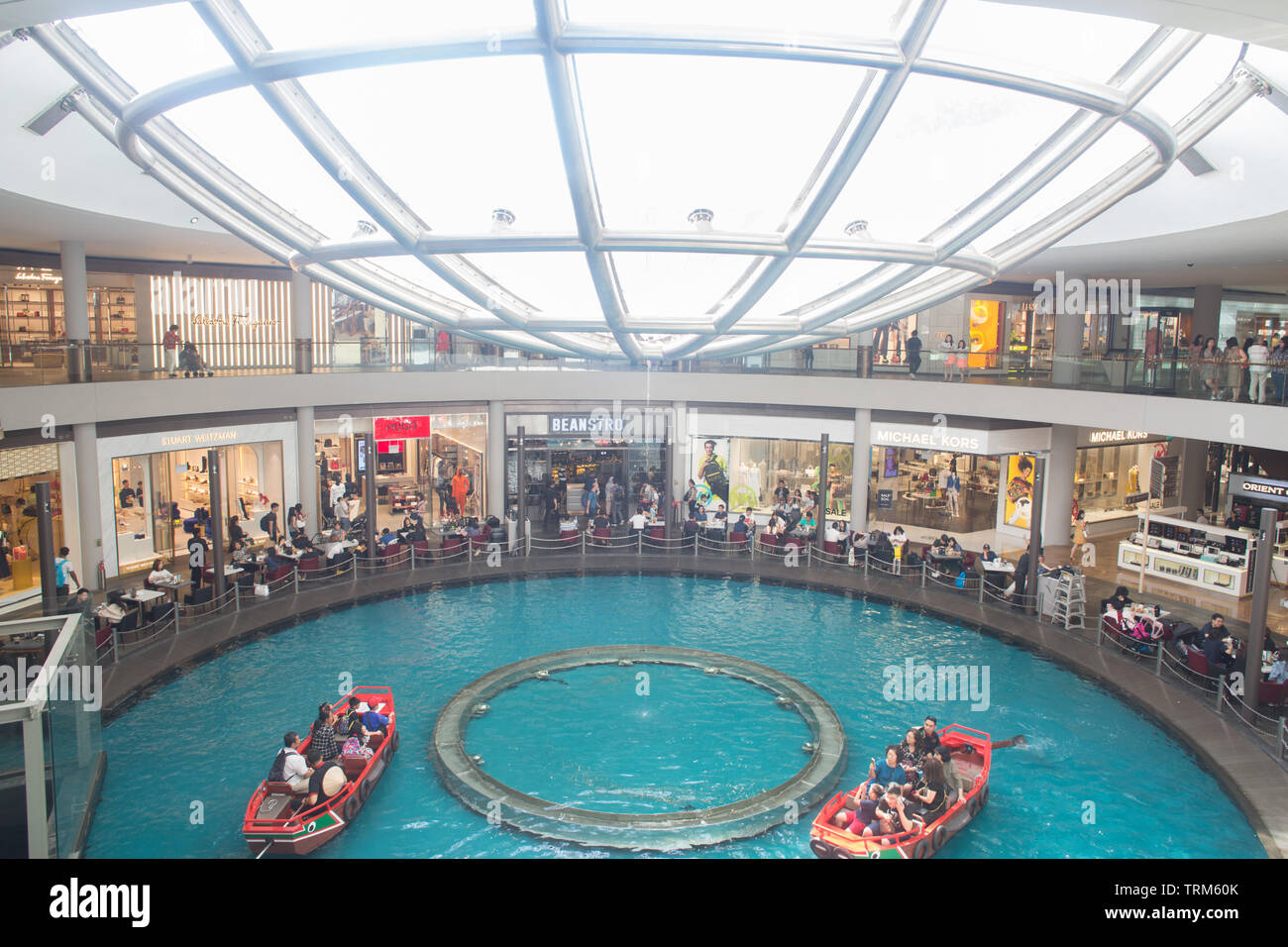 Sampan boat hi-res stock photography and images - Alamy