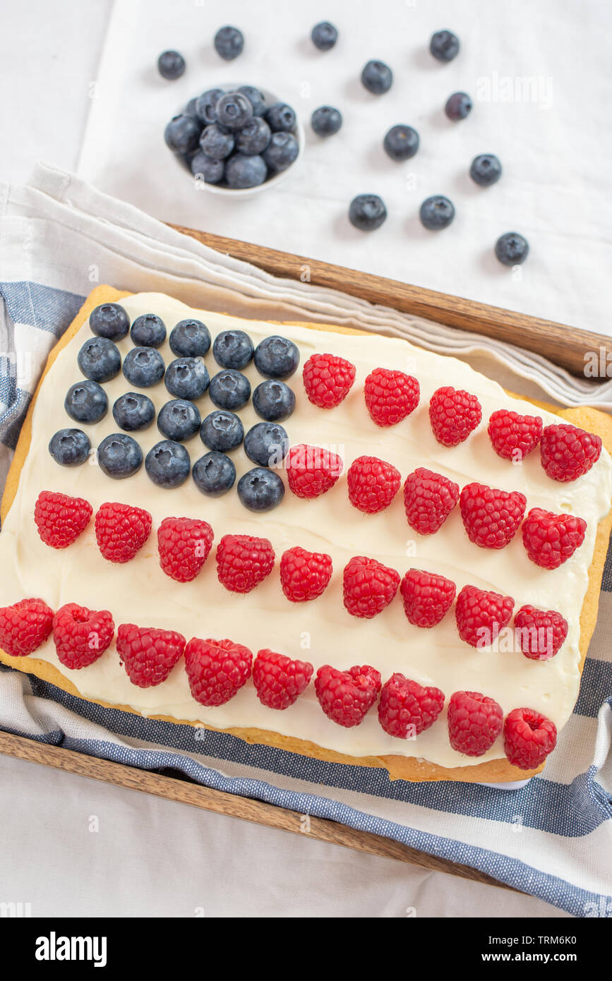 USA Flag Cake Stock Photo - Alamy