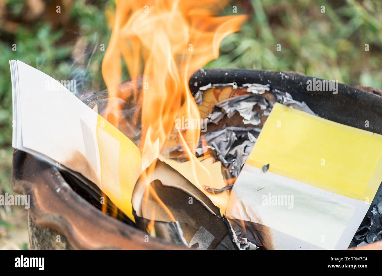 Burning paper silver and gold in chinese festival Stock Photo - Alamy