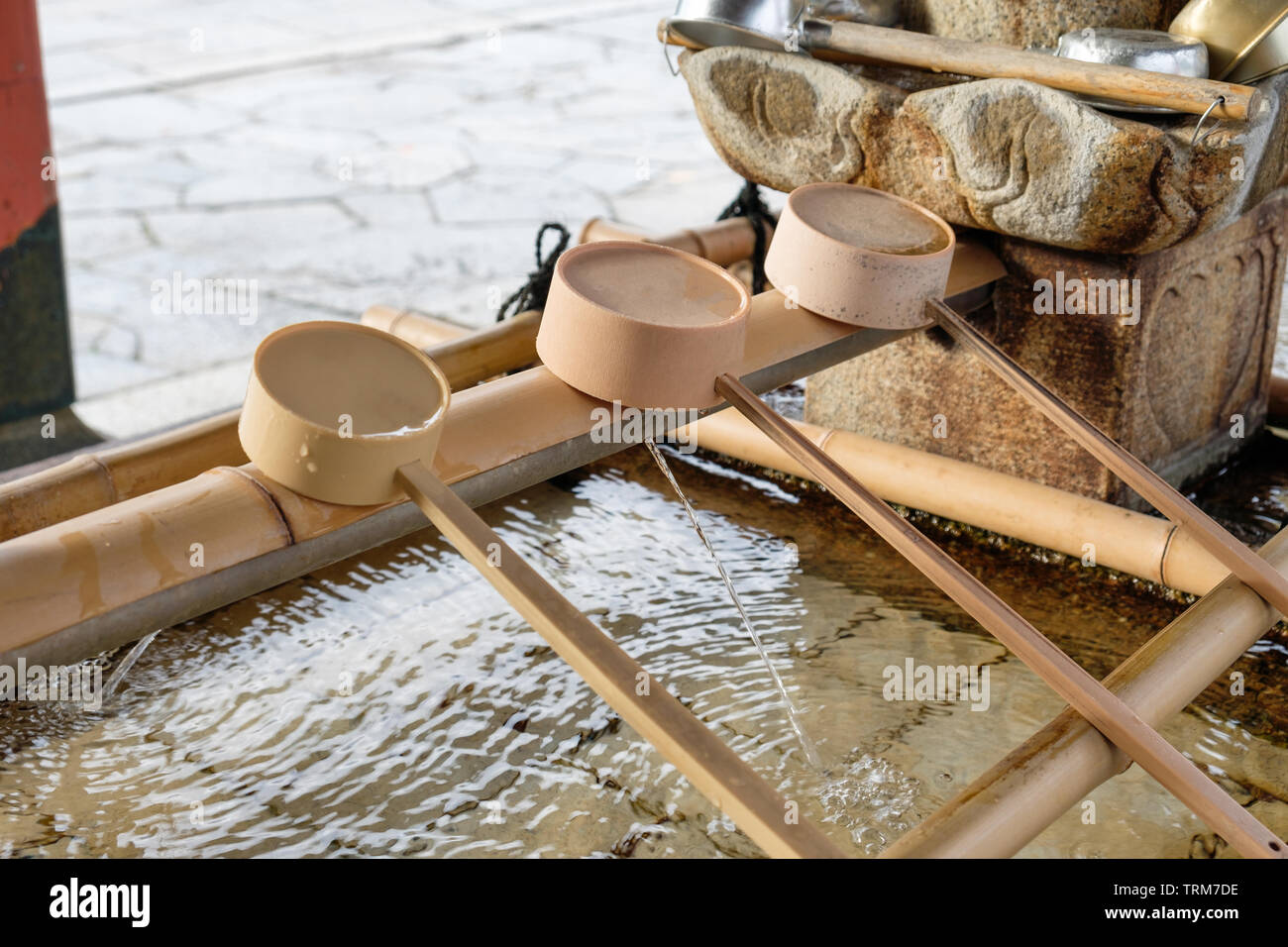 Bamboo dipper hi-res stock photography and images - Alamy