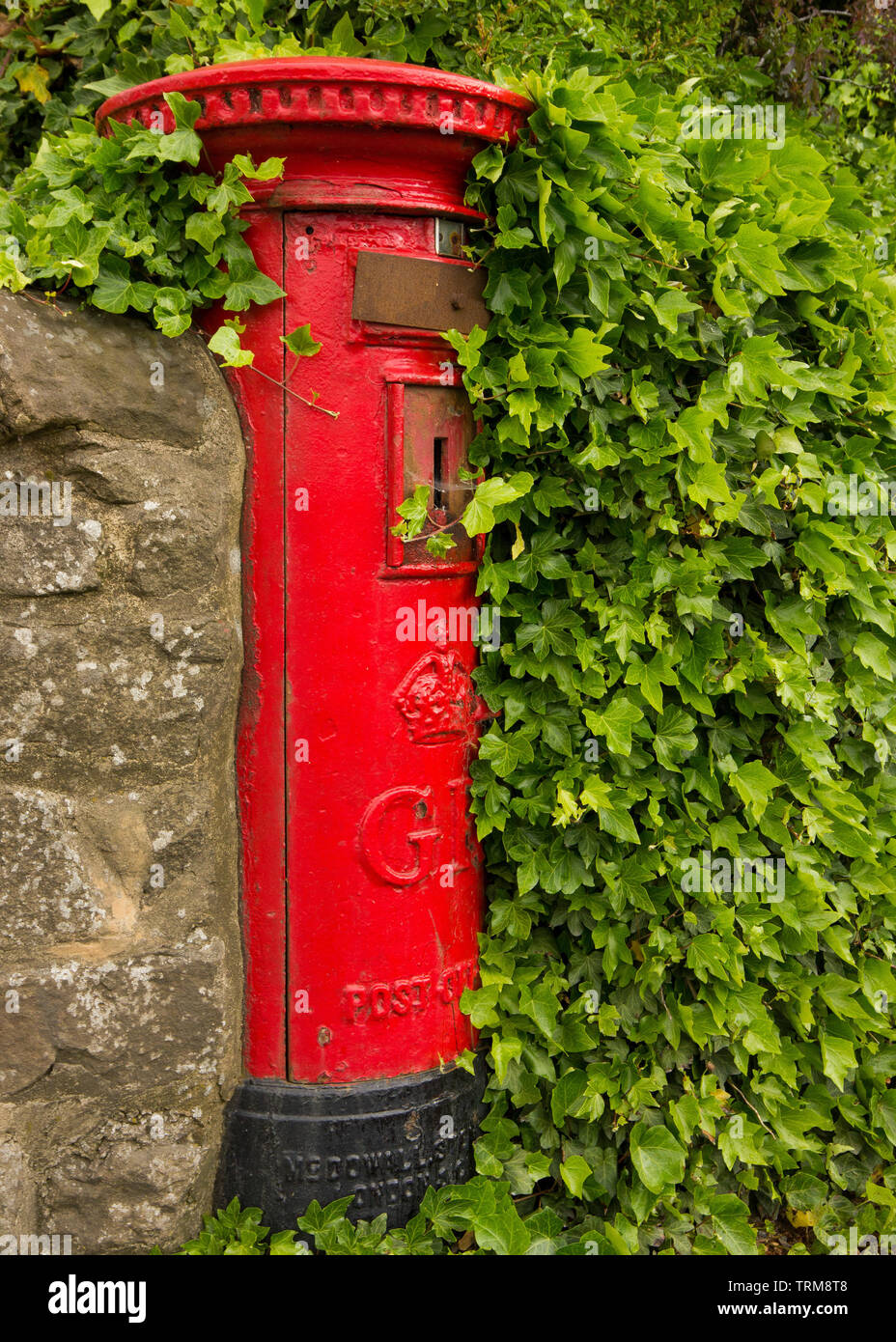 Unused post box hi-res stock photography and images - Alamy