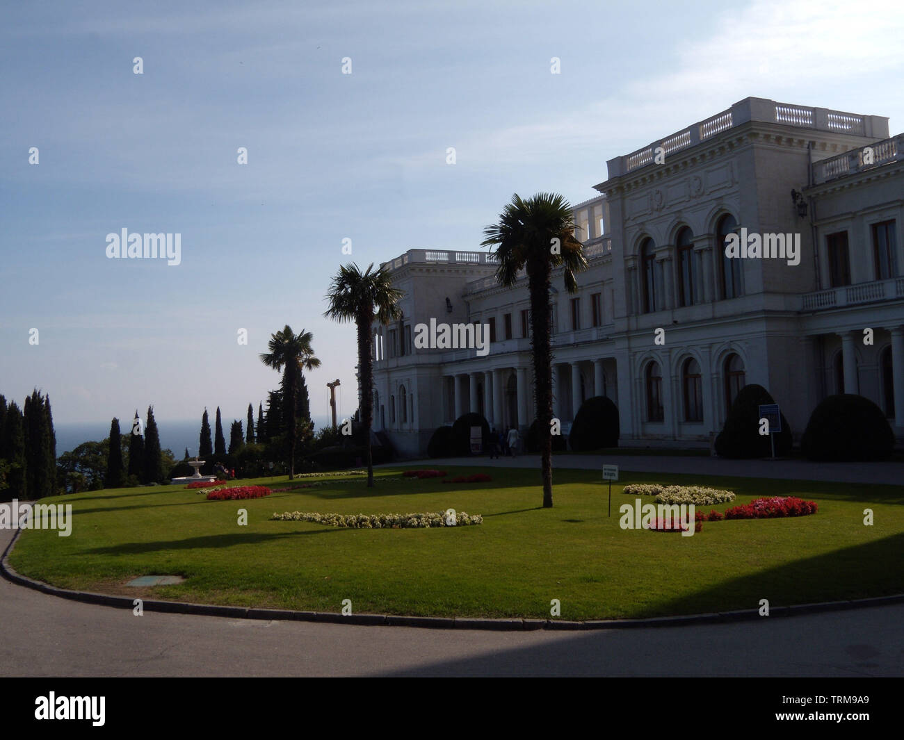 Ukraine yalta livadia palace summer hi-res stock photography and images ...
