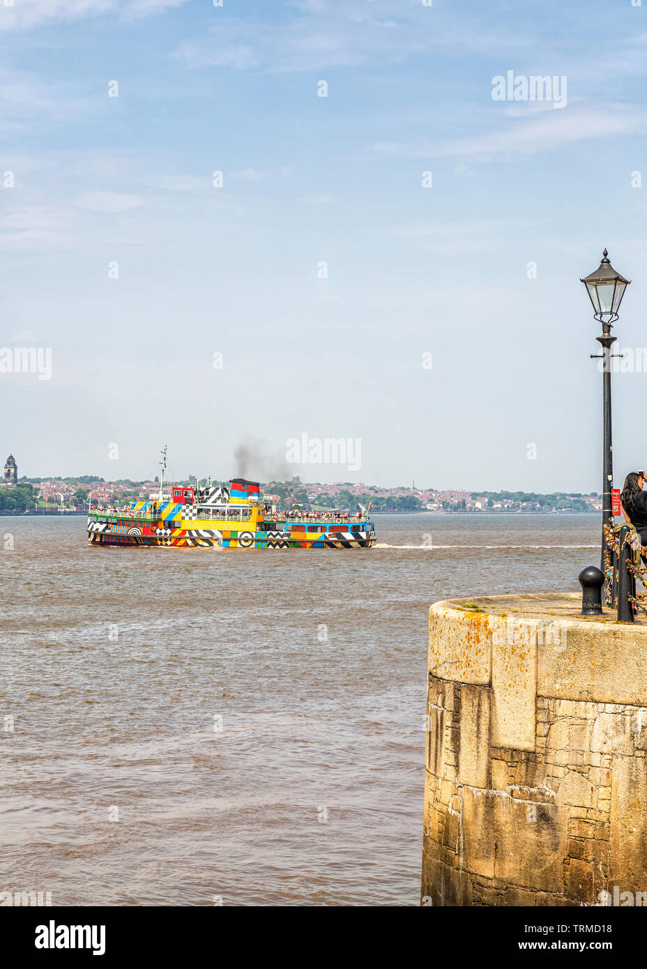 Liverpool harbour hi-res stock photography and images - Alamy