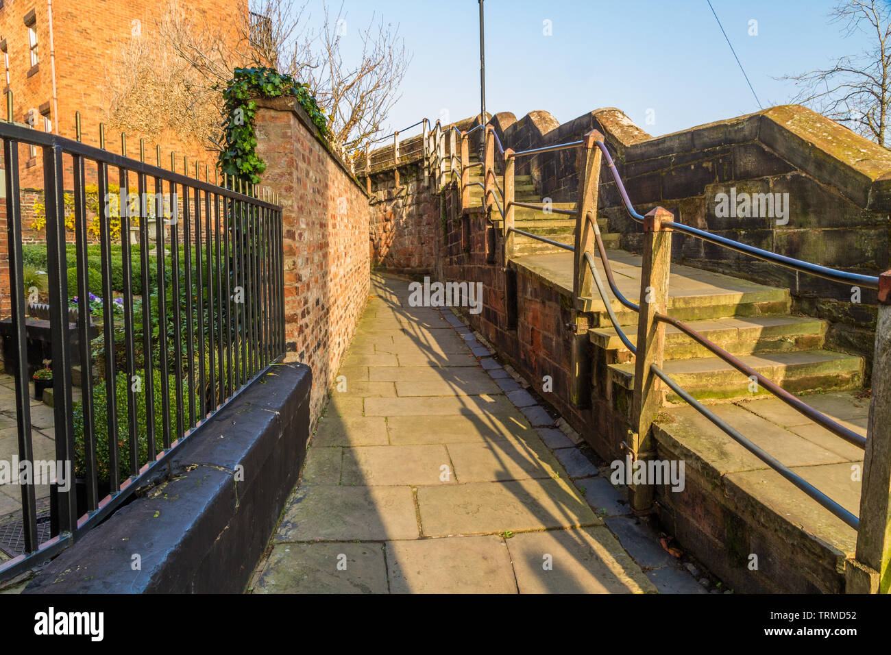 Chester medieval city walls hi-res stock photography and images - Alamy