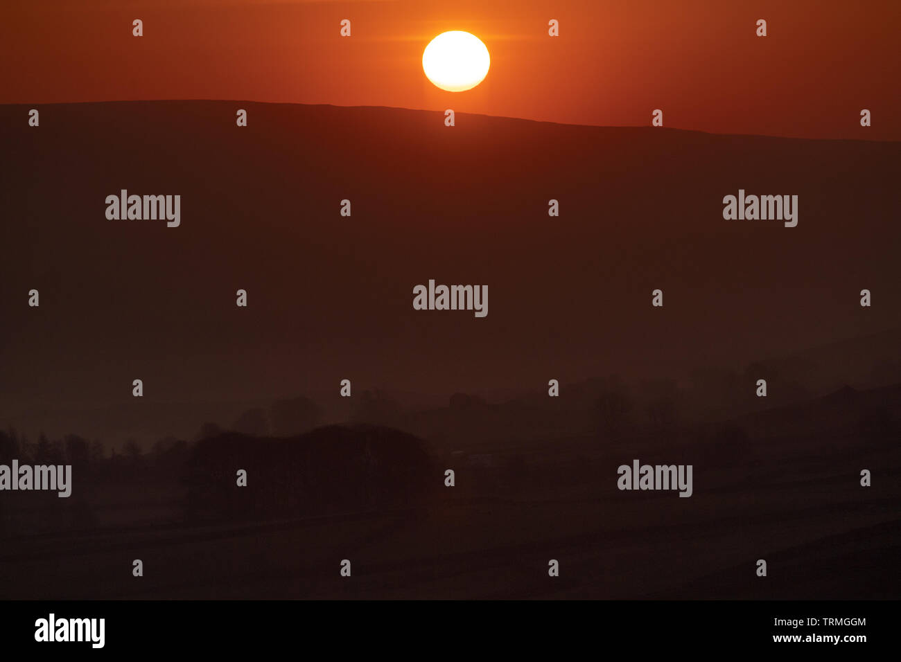 Sunrise in spring over Hawes in upper Wensleydale, North Yorkshire, UK ...