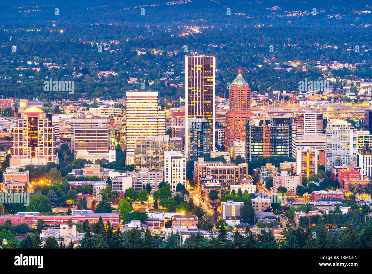 Portland, Oregon, USA downtown cityscape at twilight Stock Photo - Alamy