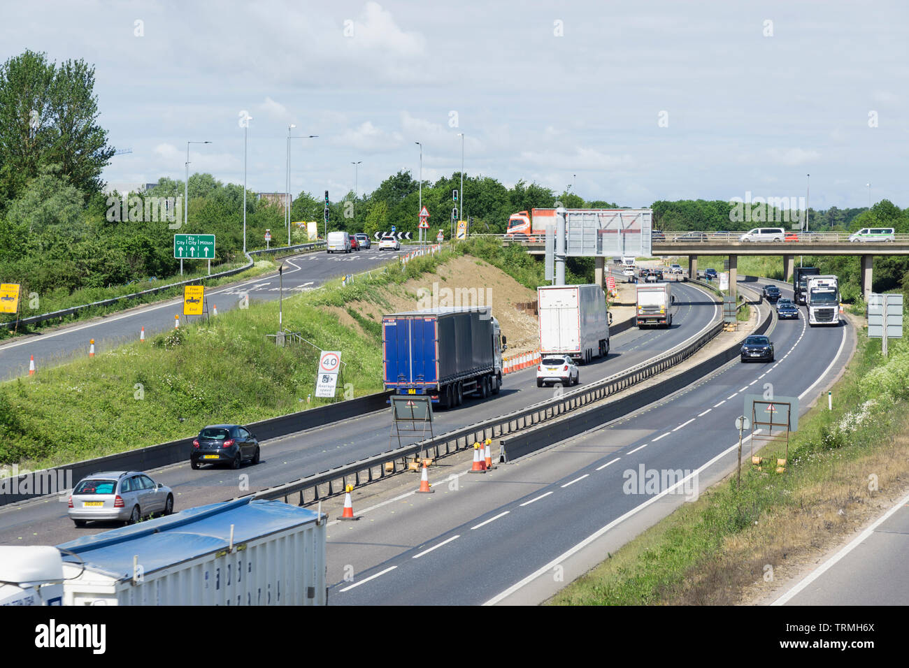 Junction 33 A14 from cycle and pedestrian bridge over A14 Stock Photo ...