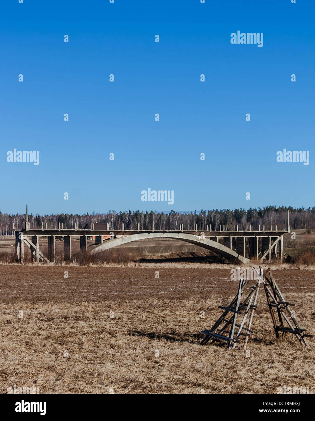 Unfinished bridge hi-res stock photography and images - Alamy