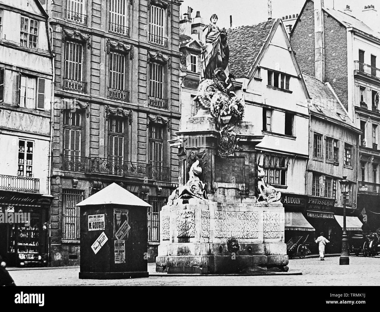 Joan of Arc statue, Rouen, France Stock Photo - Alamy