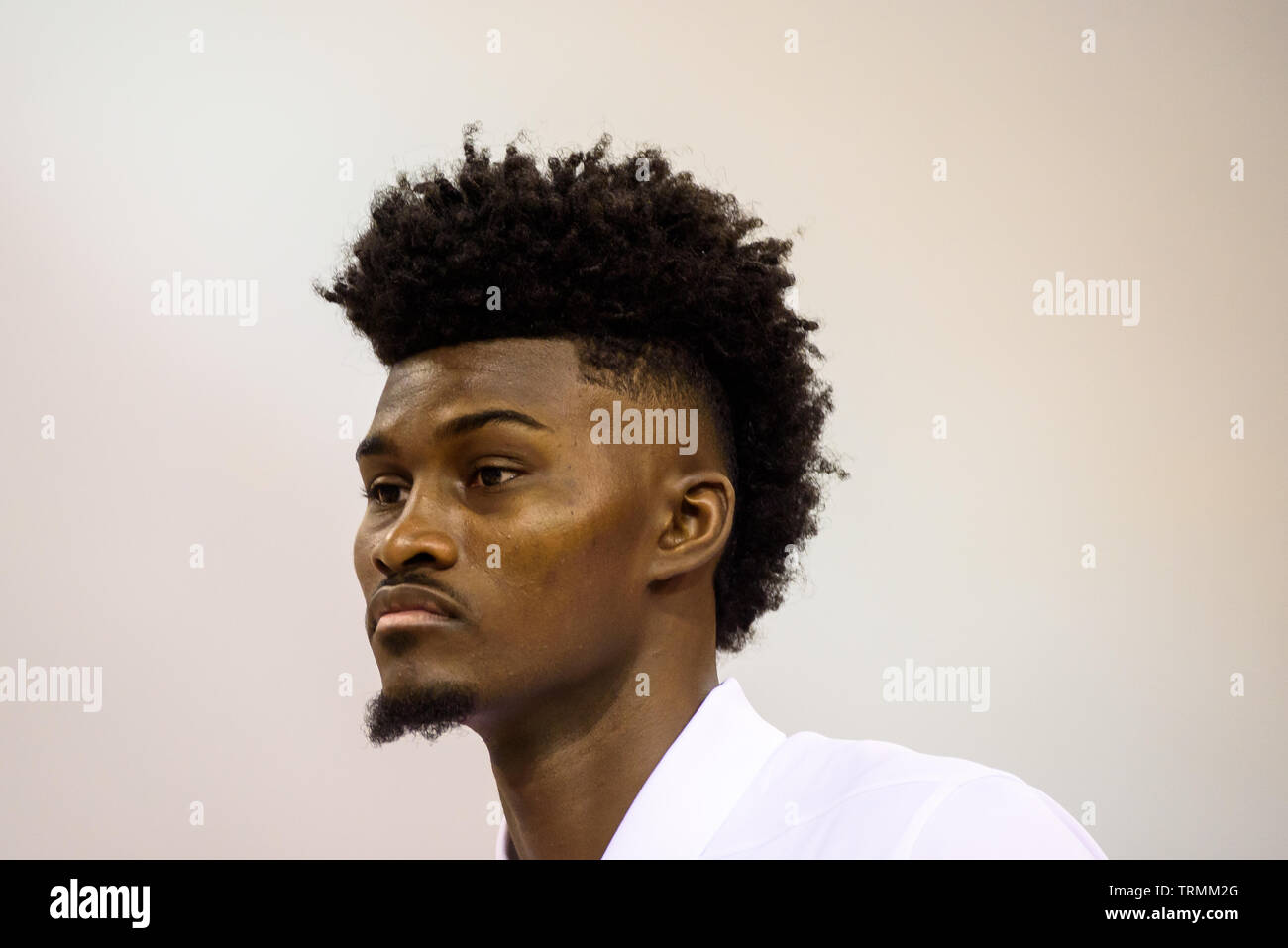 Professional basketball player hi-res stock photography and images - Alamy