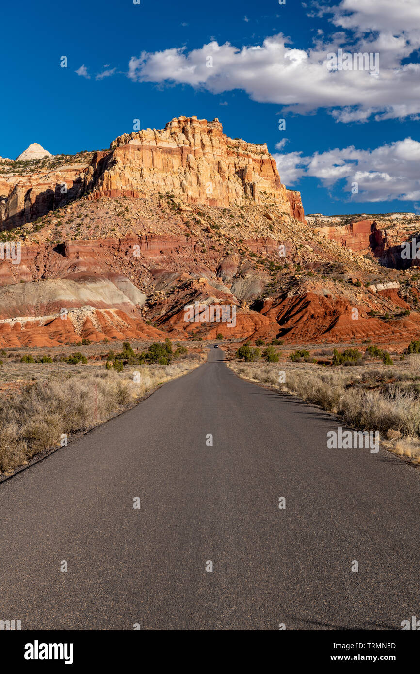 Beautiful road to drive into the mountains of southern Utah Stock Photo ...
