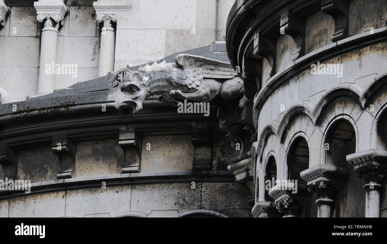 Animal gargoyle hi-res stock photography and images - Alamy