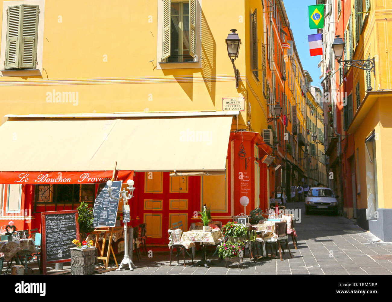 Traditional old cafe france hi-res stock photography and images - Alamy