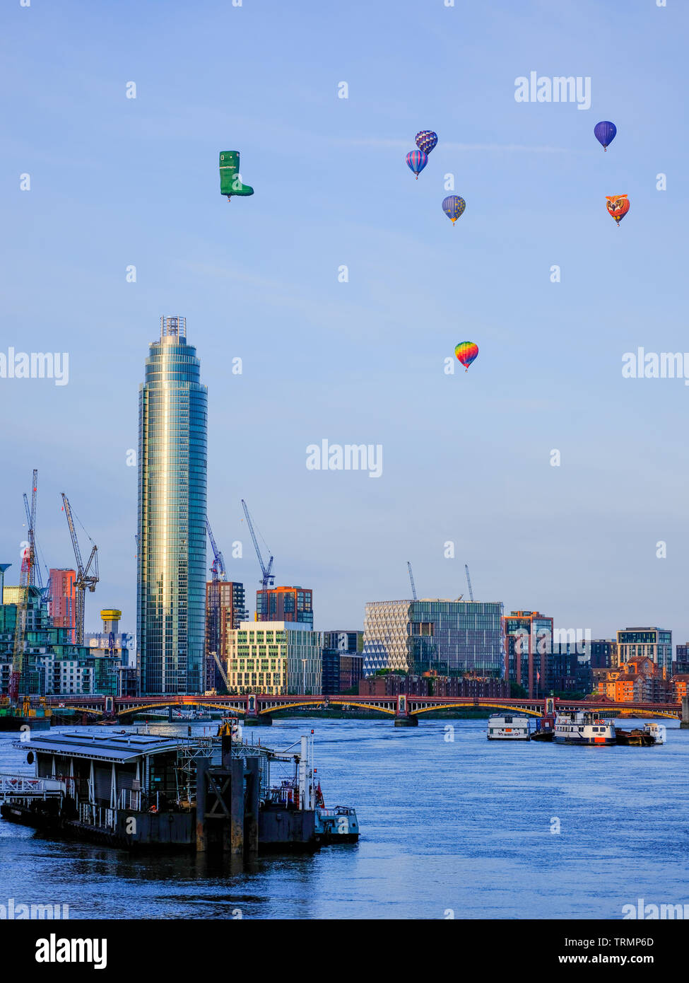 The Lord Mayor's Balloon Regatta 2019 Stock Photo - Alamy