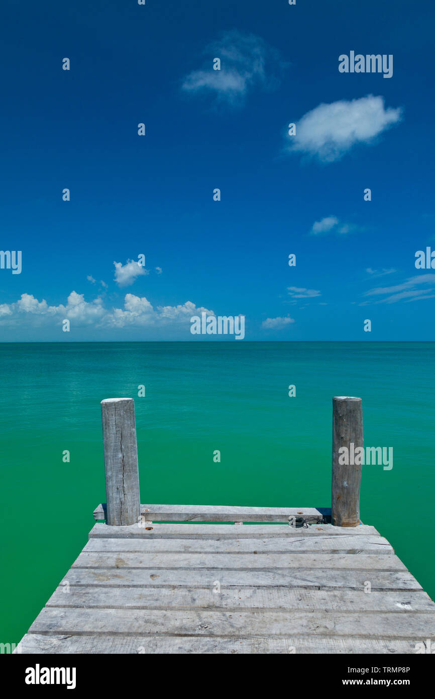 Embarcadero en Isla Contoy, Parque Nacional Isla Contoy, Estado de ...