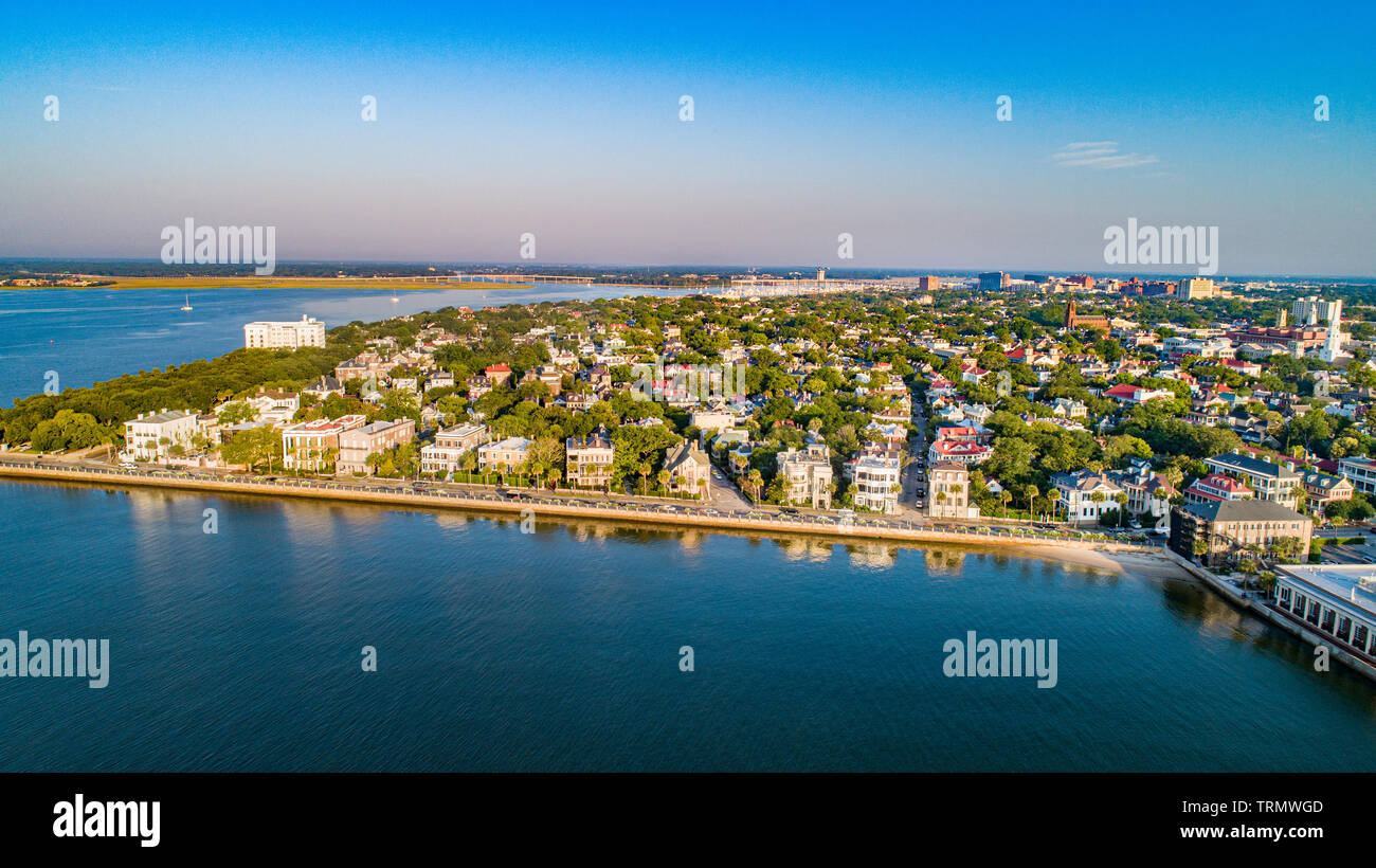 Charleston historic waterfront battery hi-res stock photography and ...