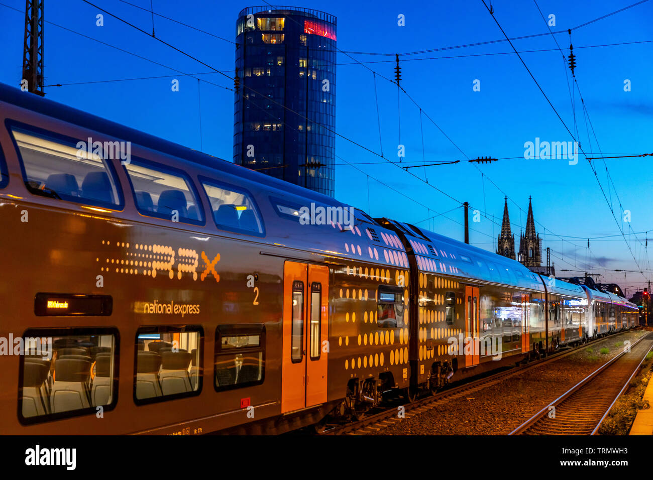 Regional Express Rhine-Ruhr, RRX, the new train on the track, the cars ...