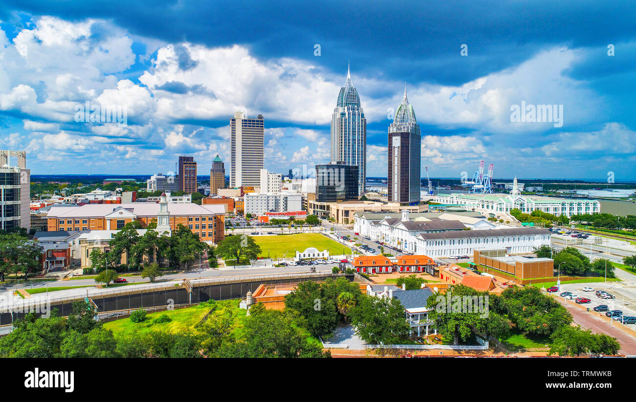 Downtown daphne alabama hi-res stock photography and images - Alamy