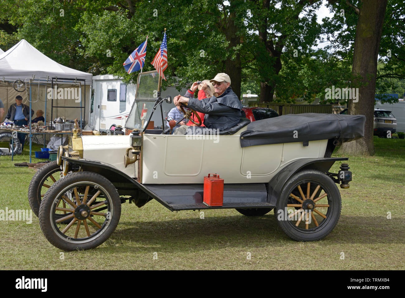 Vintage Ford car at Autorama Nottingham Stock Photo - Alamy