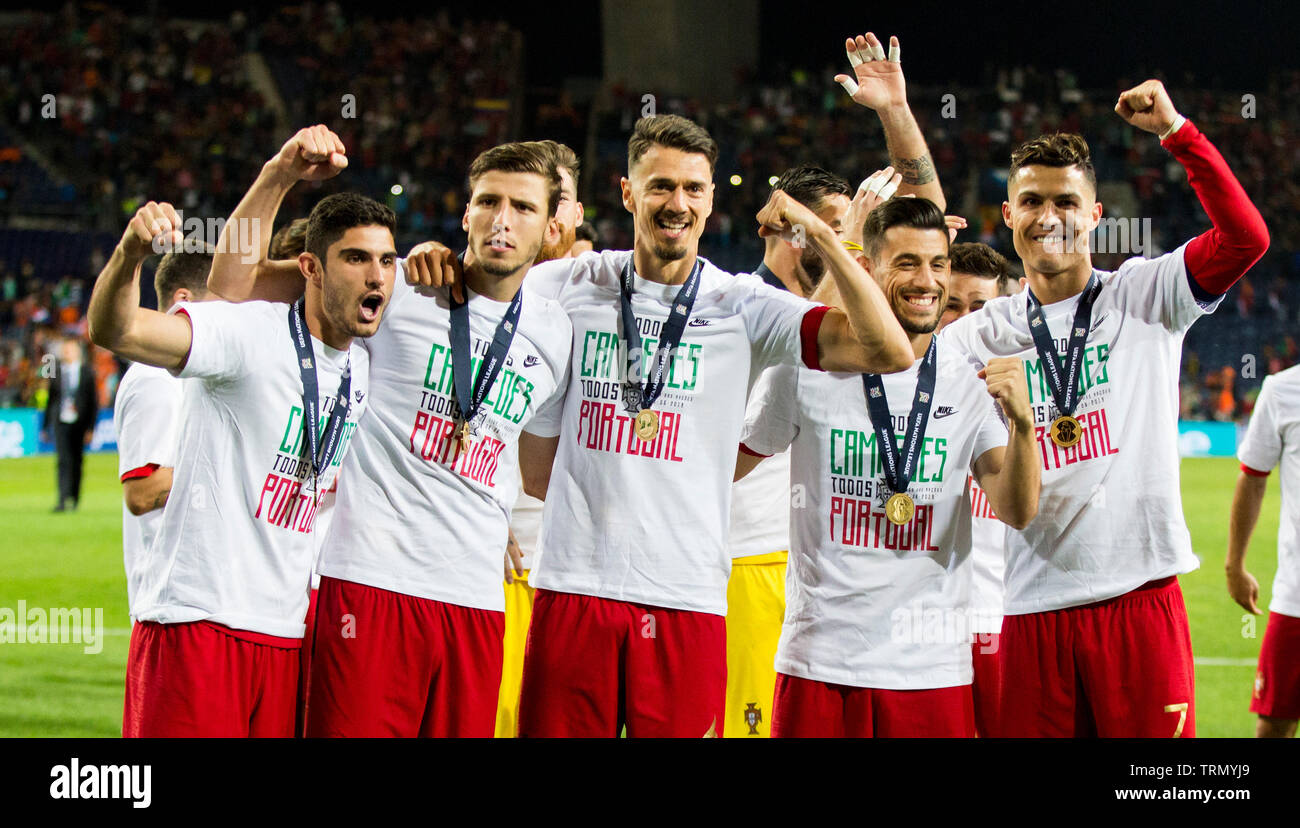 Ronaldo of POR celebrates the victory with his team mates Stock Photo ...