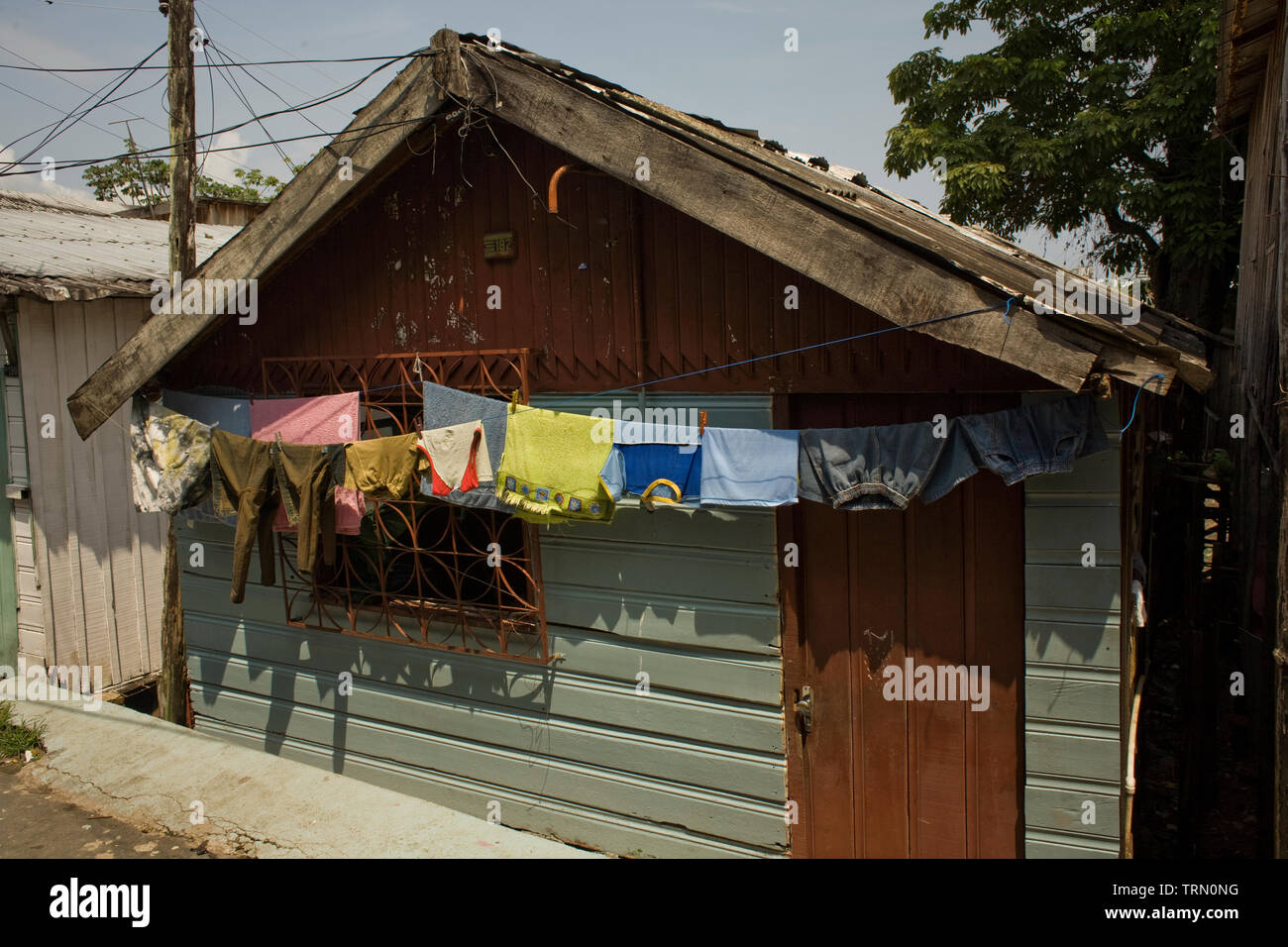 Manaus brazil slum hi-res stock photography and images - Alamy