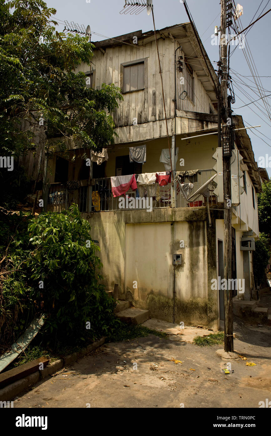 Manaus brazil slum hi-res stock photography and images - Alamy
