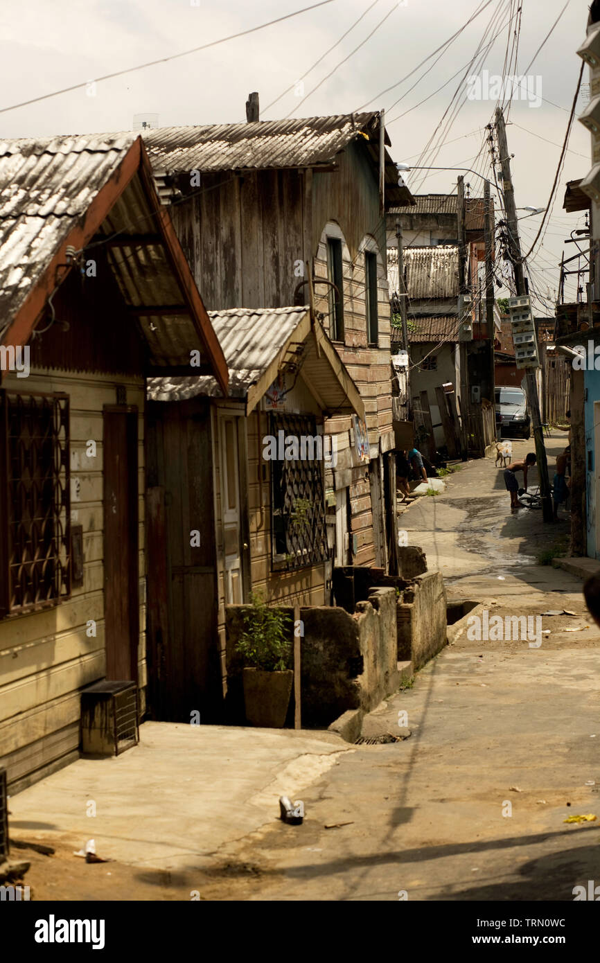 Manaus brazil slum hi-res stock photography and images - Alamy