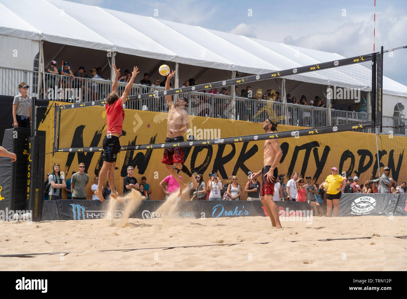 Ryan Doherty/John Hyden competing against Avery Drost/Eric Zaun in the ...