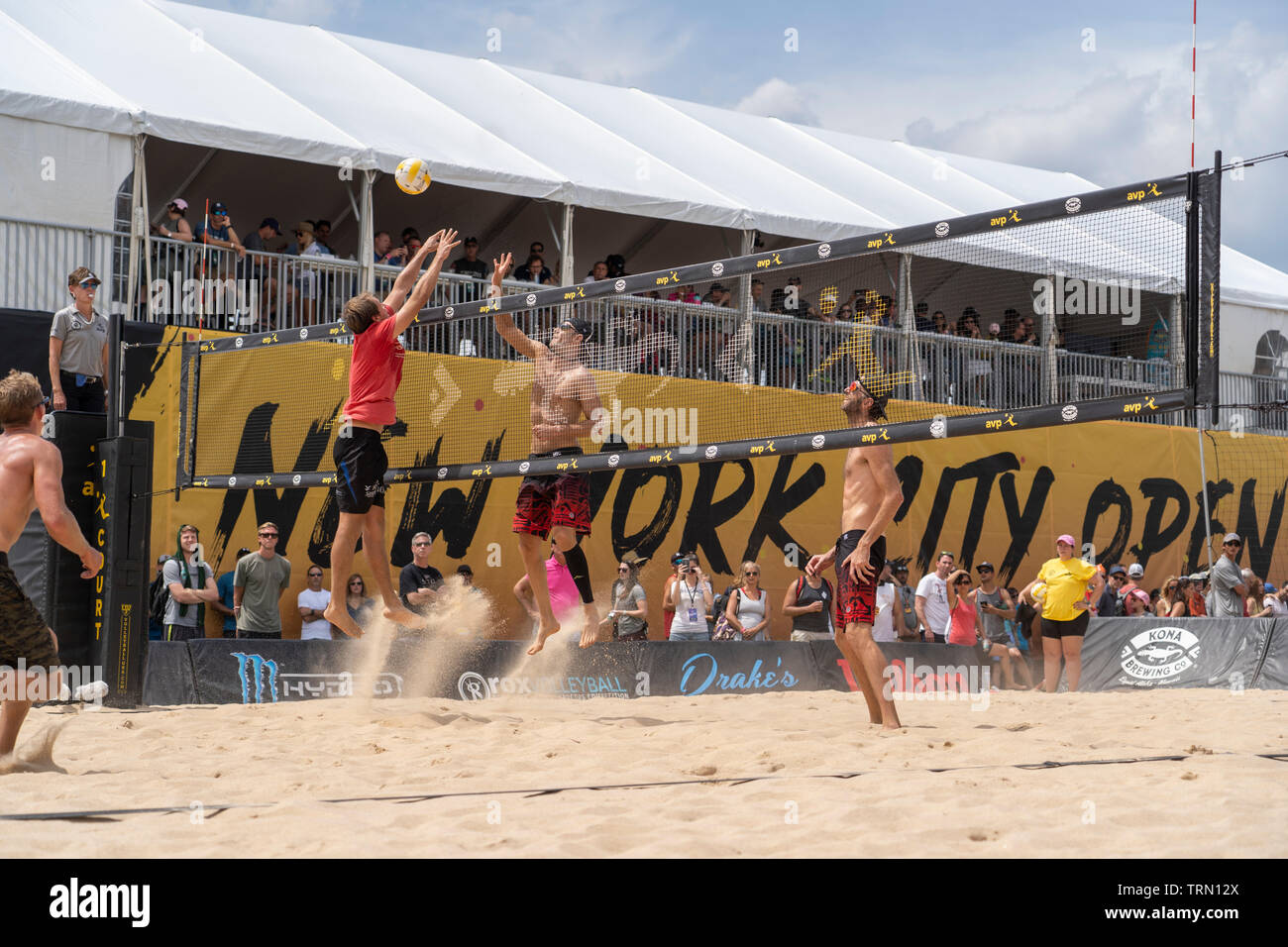 Ryan Doherty/John Hyden competing against Avery Drost/Eric Zaun in the ...